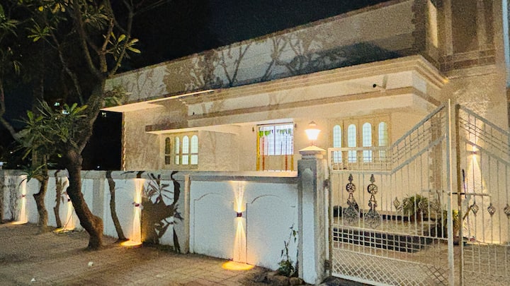 Bungalow With Private Garden! - Nagpur