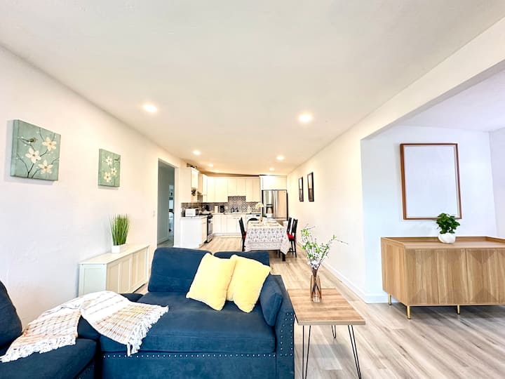 Large 6b3b House In The Center Of Sunnyvale - Sunnyvale, CA