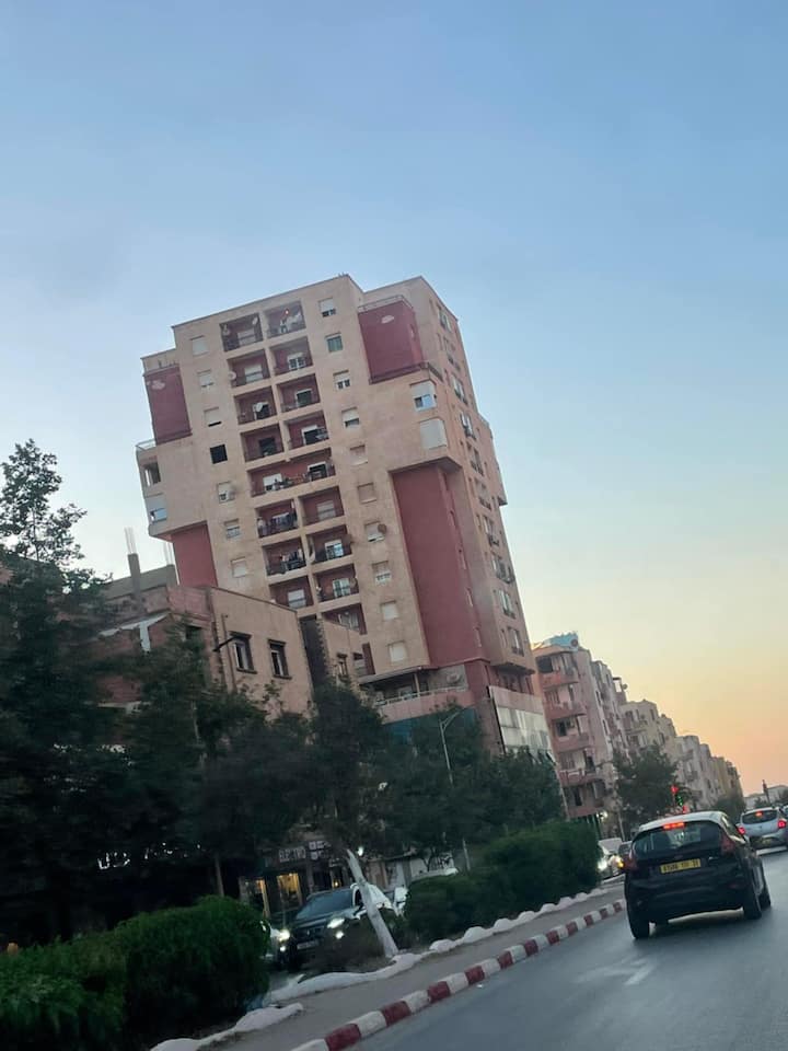 Location F4 - Oran
