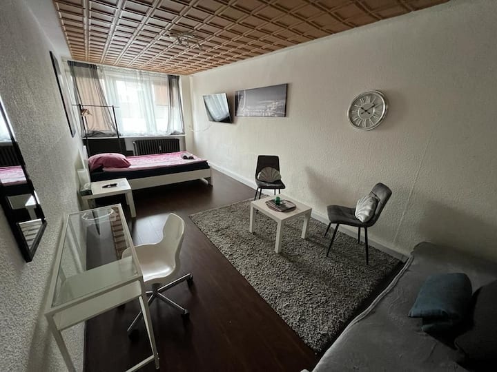 London Room (Central Station) - Bonn