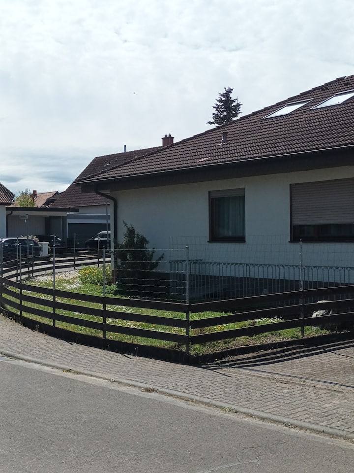 Ferienwohnung Frieda - Maikammer