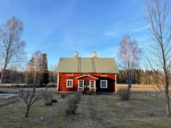 Lantligt Boende I 1800-tals Stil - Tierp