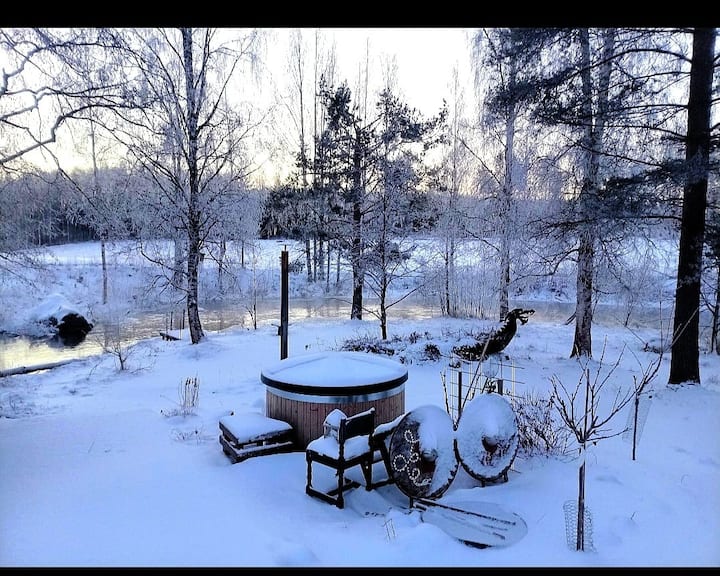 Chalet Au Bord De La Rivière - Uurainen