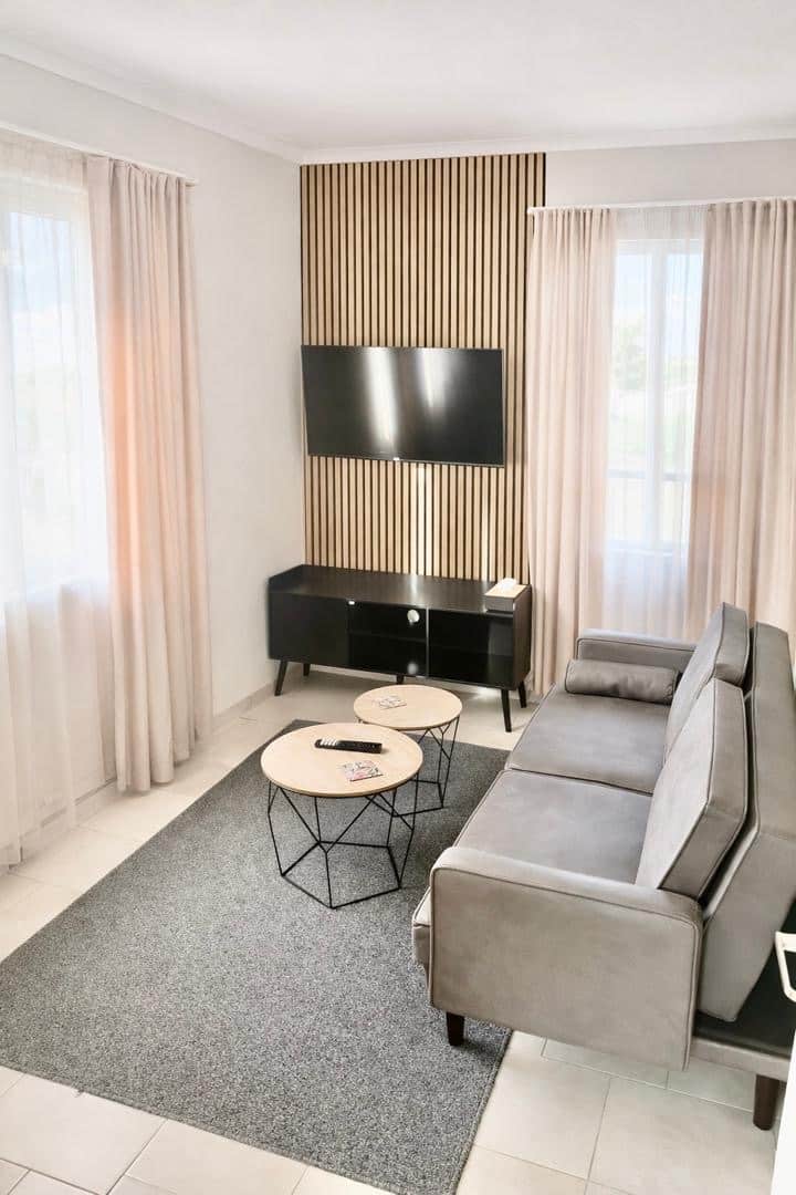 Cozy Retreat W/private Patio & String Lights - Windhoek