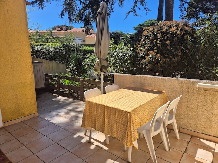 Très Bel Appartement Rénové Proche Plage/clim - Agde