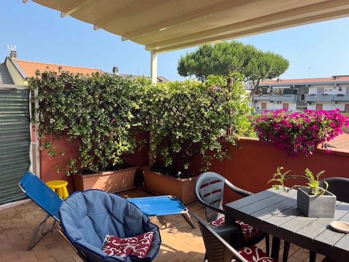 Un Passo Dal Mare - Carrara