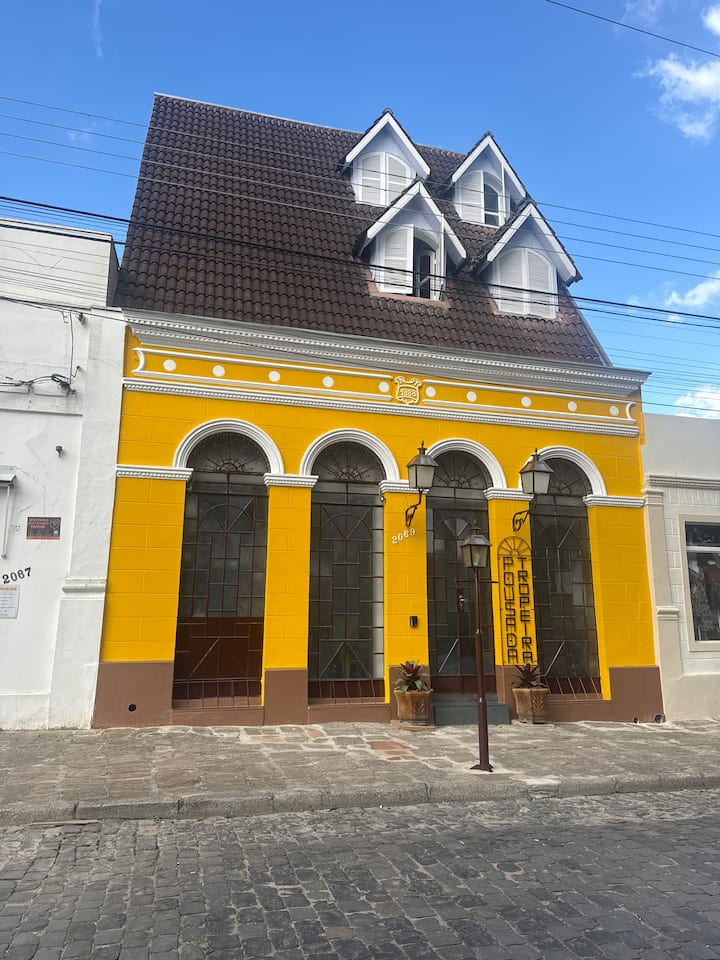 Pousada Tropeira - Lapa