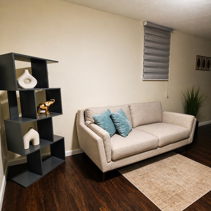 Family Coast Retreat | Hot Tub, Near Beach & Sju - Levittown