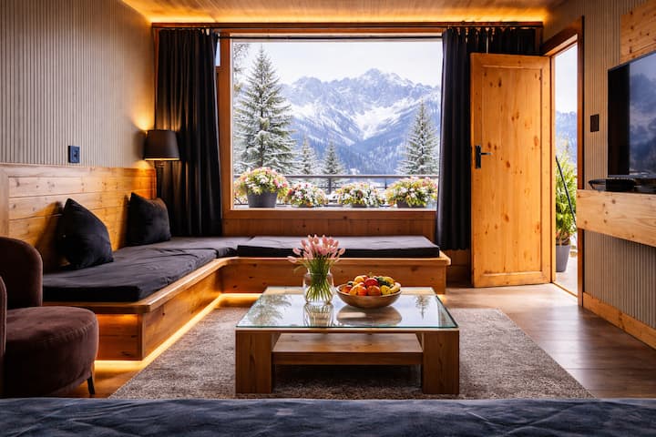 The Moon Light Chalet - Dhanaulti
