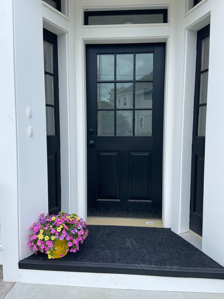 Twin Lights Apt~downtown~parking~air Conditioned - Massachusetts