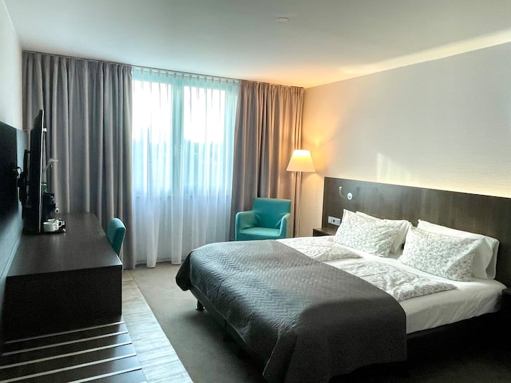 Elegant Hotel Room - Top Location & Self Service - Düsseldorf