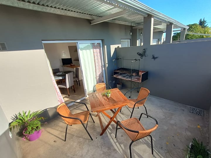 Cerca De La Terminal | Wifi | Cochera | Tv Smart - Tandil