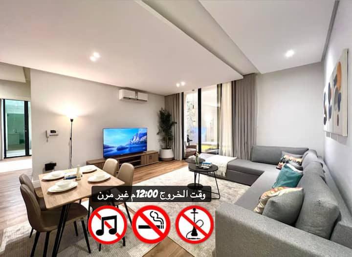 Aaa3 شقة فندقية قرب موسم الرياض 3 غرف بجلسة خارجية - Riyad