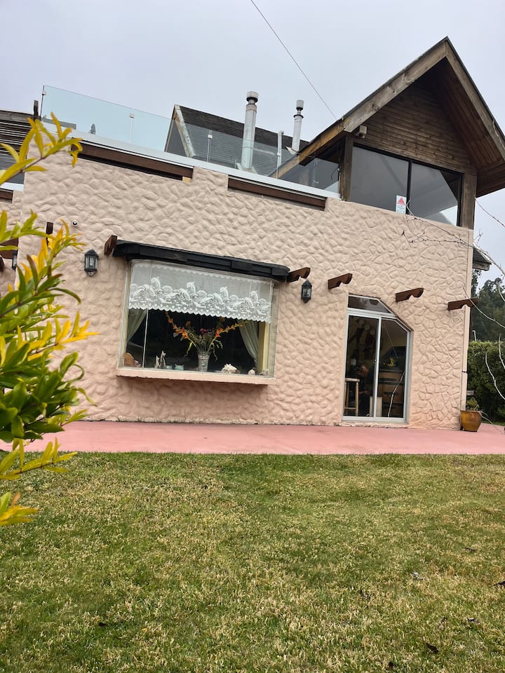 Linda Casa Pingueral Para 10 Personas - Tome