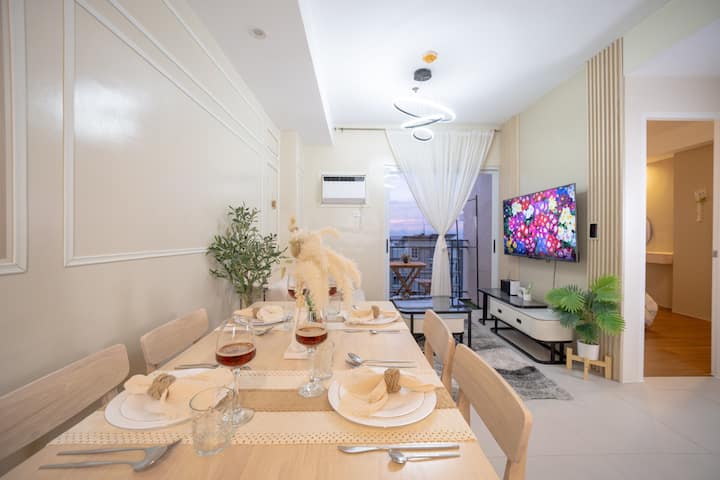 Me01 Spacious 2br Modern Minimalist - Davao City