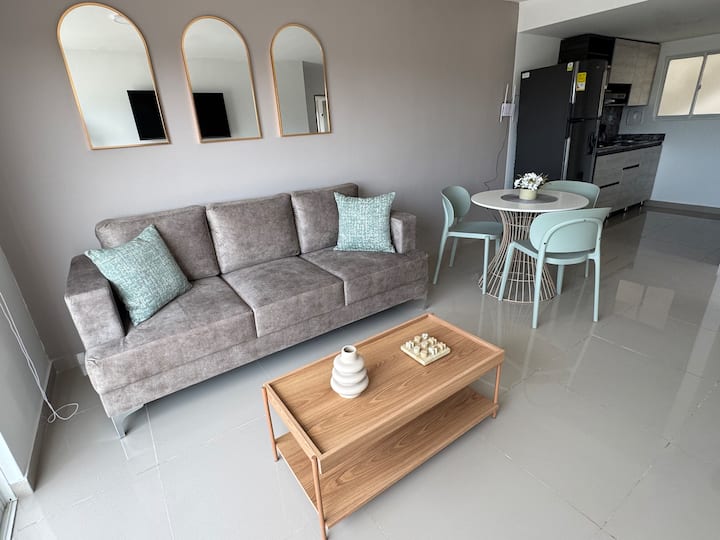 Moderno Apartamento Con Piscina - Covenas