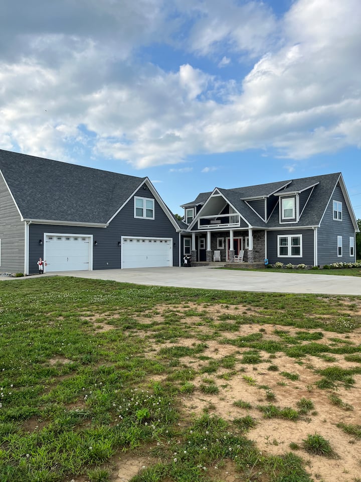 Panacea Farm In Lexington. - Lexington, KY