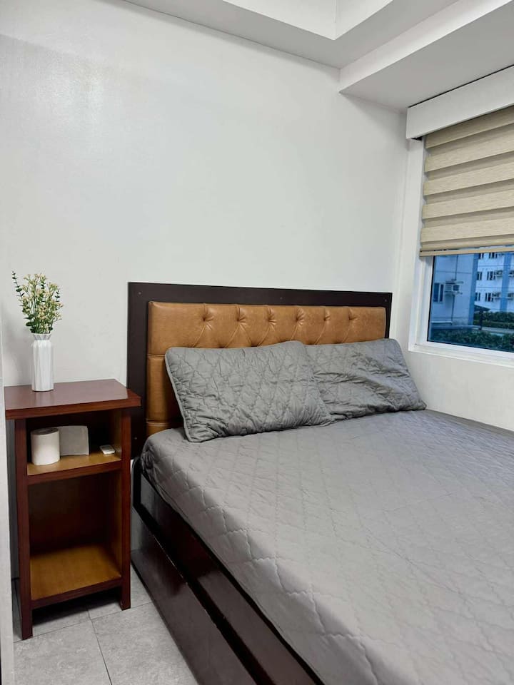 Mplace Tower B: Staycation Qc - Quezon City