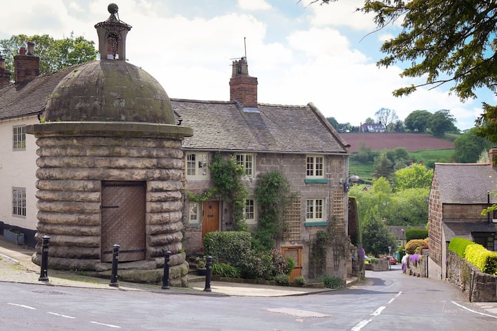 Honeysuckle Cottage In Alton - Uttoxeter