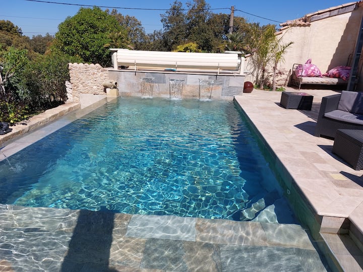 Gîte De 2 à 4 Personnes à Vers Pont Du Gard - Vers-Pont-du-Gard