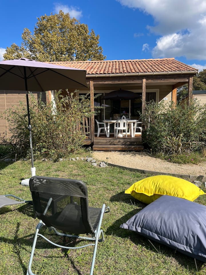 Chalet Chaleureux Dans Domaine Privé Avec Piscine - Labouheyre