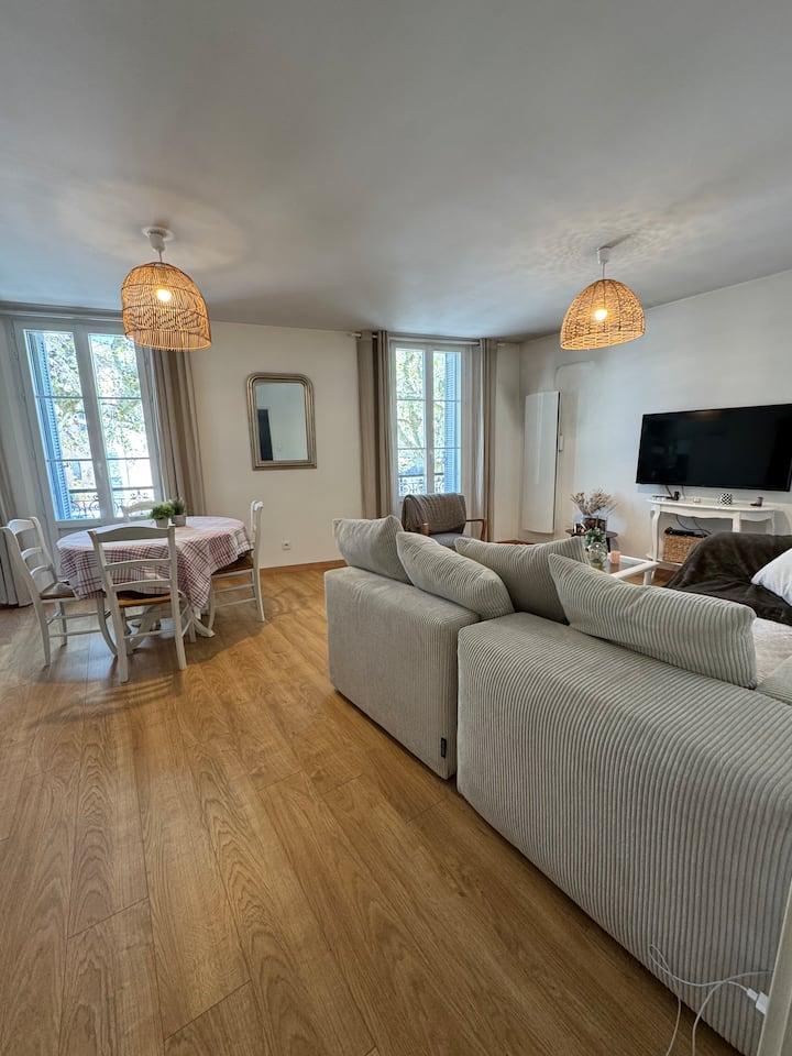 Appartement Centre Du Village - Riez