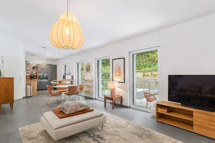 Boho Chic Penthouse - 2bd Parking Terrace - Luxembourg