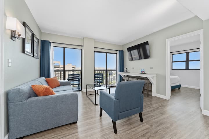 Top Floor | Universal Fireworks | Balcony | Pools - Orlando
