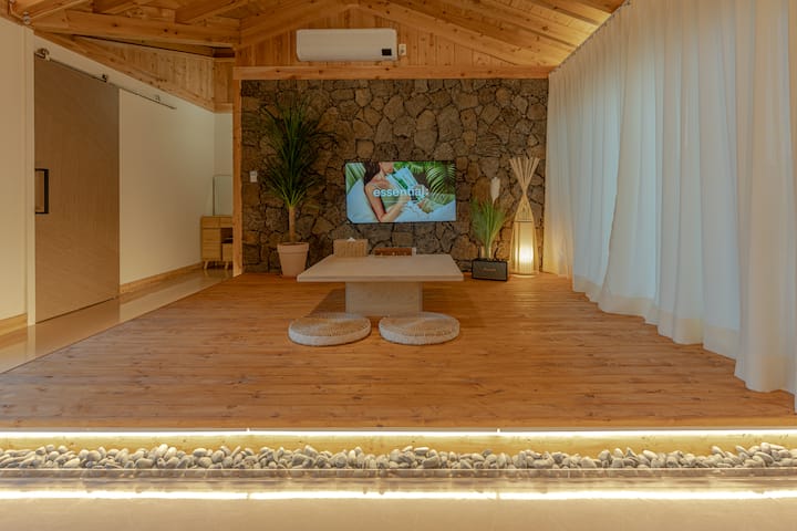 Jeju Aewol/30 Min Airport/traditional/thatched/401 - Jeju-si