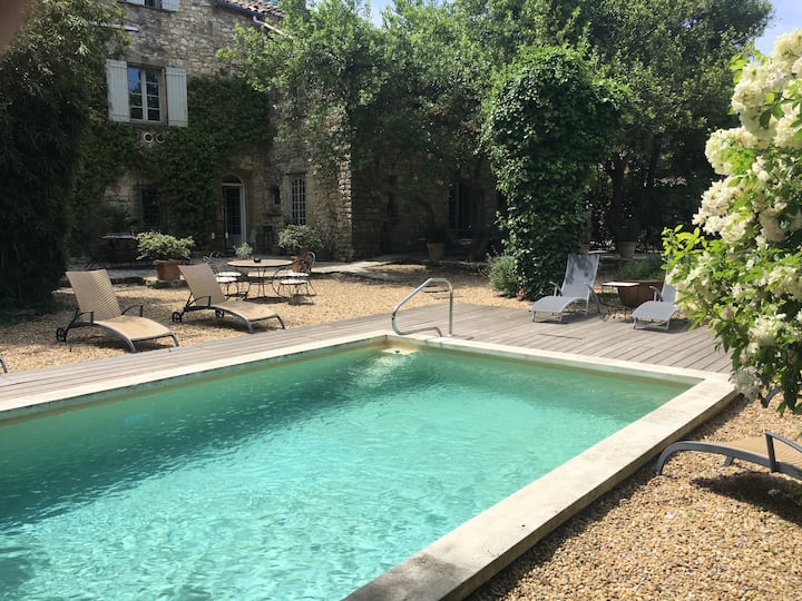 Maison 6 Chambres Piscine - Uzès