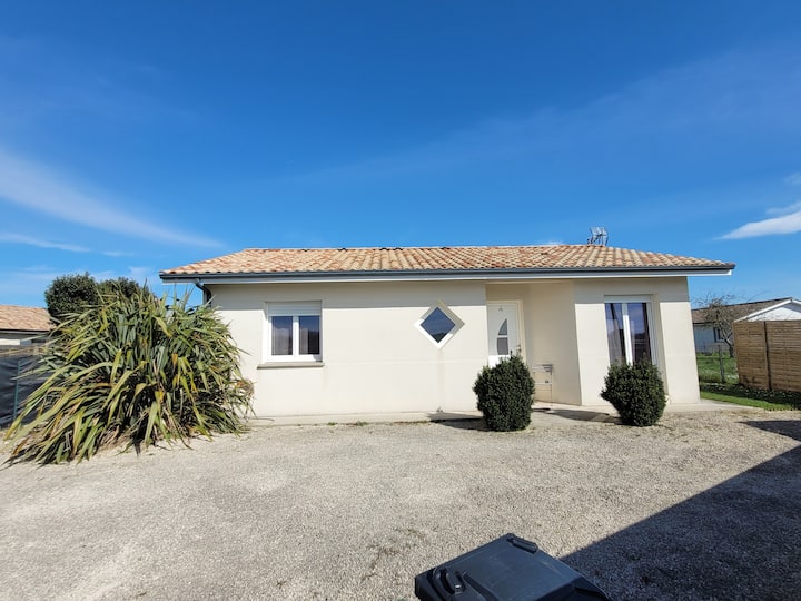 Maison 2 Chambres Avec Terrain - Pauillac