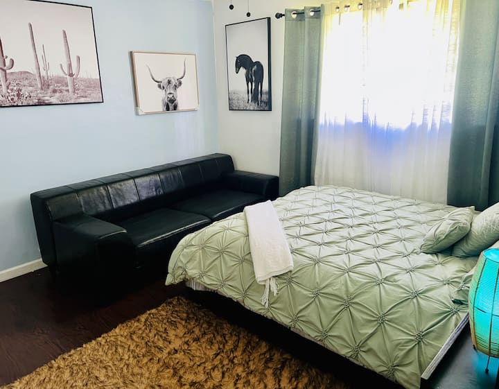 Peaceful Home Away From Home. - Sunrise, FL