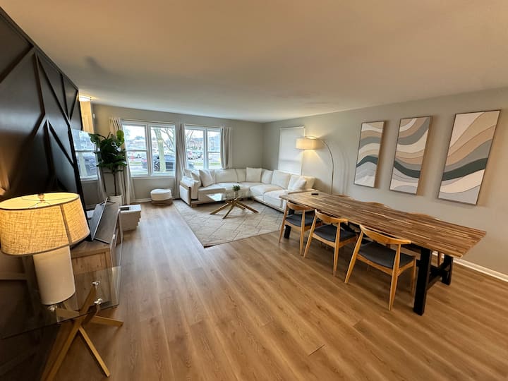 Family Friendly 6bed 2bath House | Great Location! - Arlington Heights, IL
