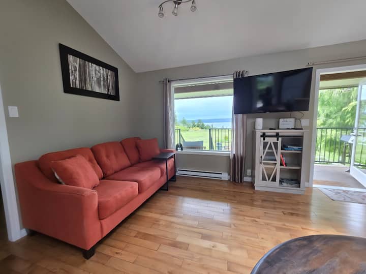 Rainwater Cottage - Port McNeill
