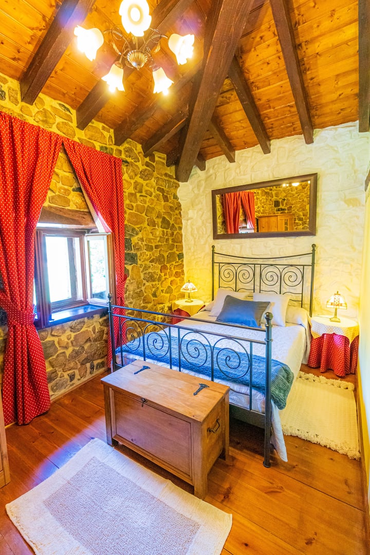 La Casa De Adriana (A) - Potes