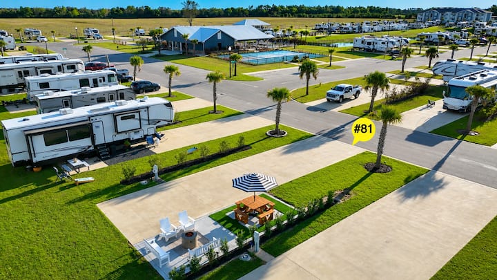 Premium Rv Site 81 | Gated, Heated Pool & Near Owa - Foley, AL