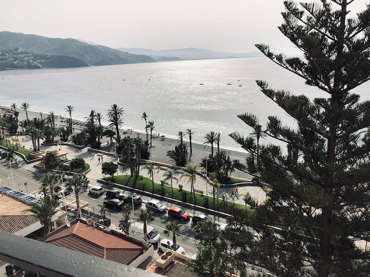 Apartamento En 1 Línea De Playa - Almuñécar