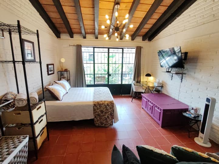 Cozy 1br 1 Bt, 4 People, Beach Just 3 Blocks - Puerto Vallarta