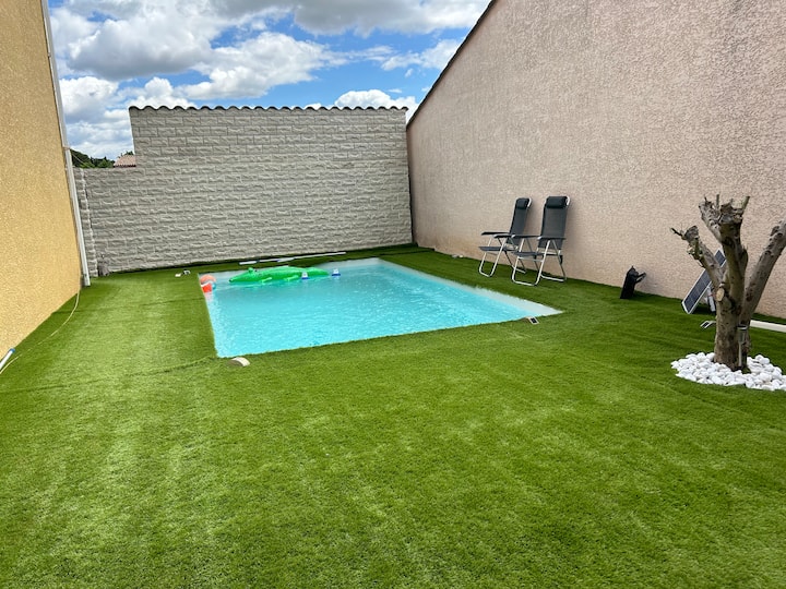 Villa Spacieuse Avec Piscine - Lunel