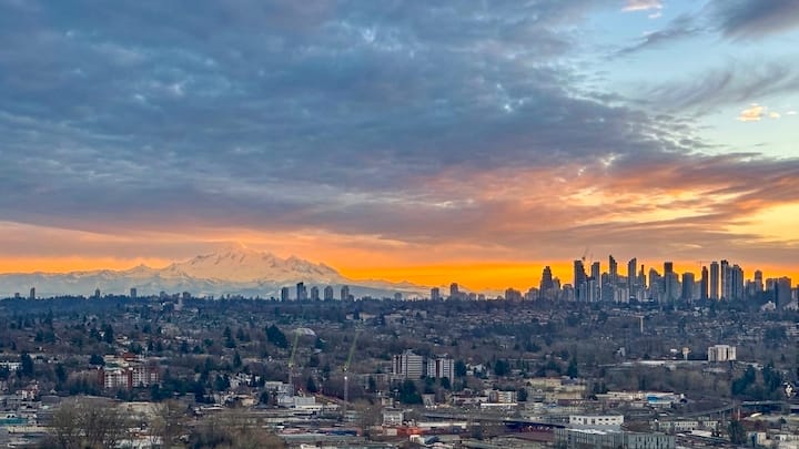 Panoramic Skyline View • Downtown Vancouver - Vancouver