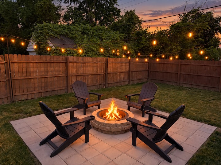 Modern Luxury Near Downtown W/private Yard/firepit - Grosse Pointe, MI