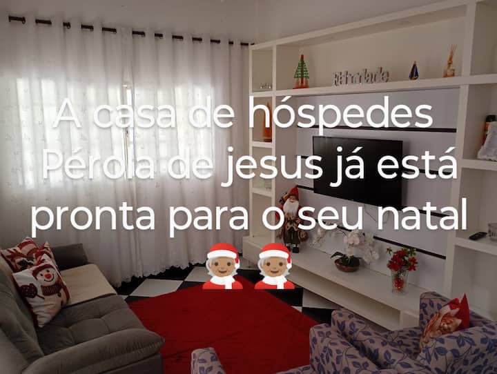 Casa  Preparada Com Carinho Para O Natal - Aparecida