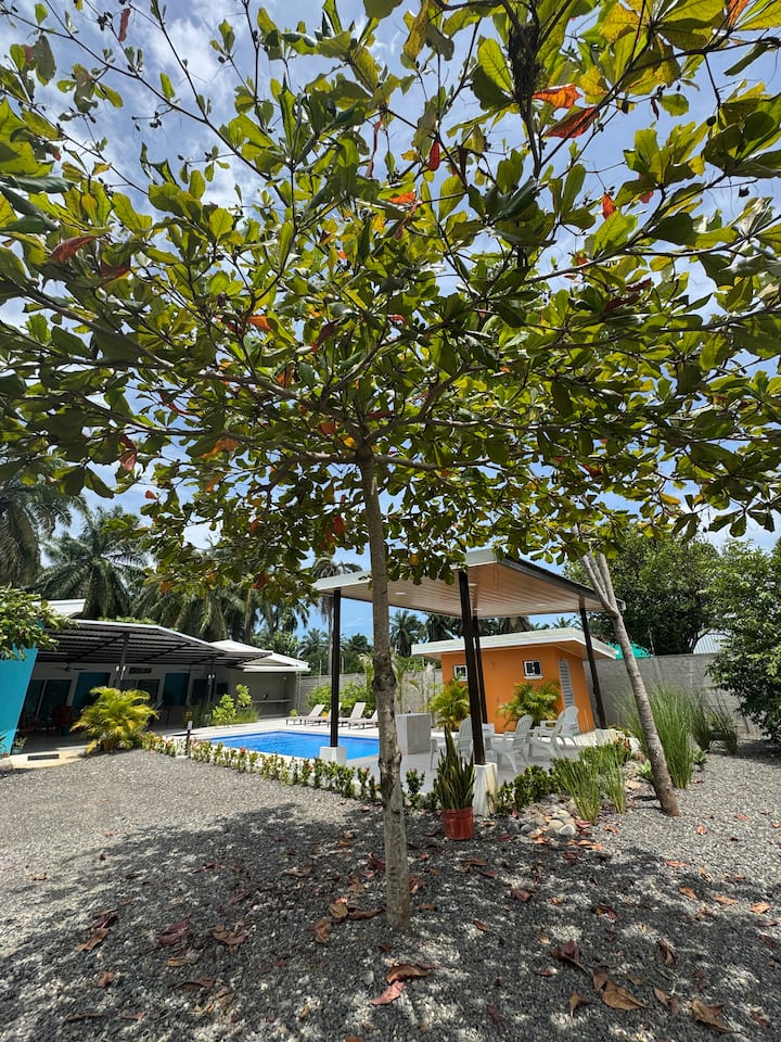 Casa Bandera • 14 Guests • A/c • Bbq • Pool/beach - Kostaryka