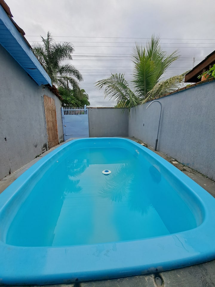 Casa Em Itapoá Sc  Com Piscina - Itapoá