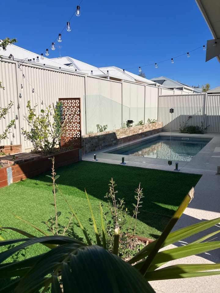 Sit Back, Relax And Enjoy! - Perth