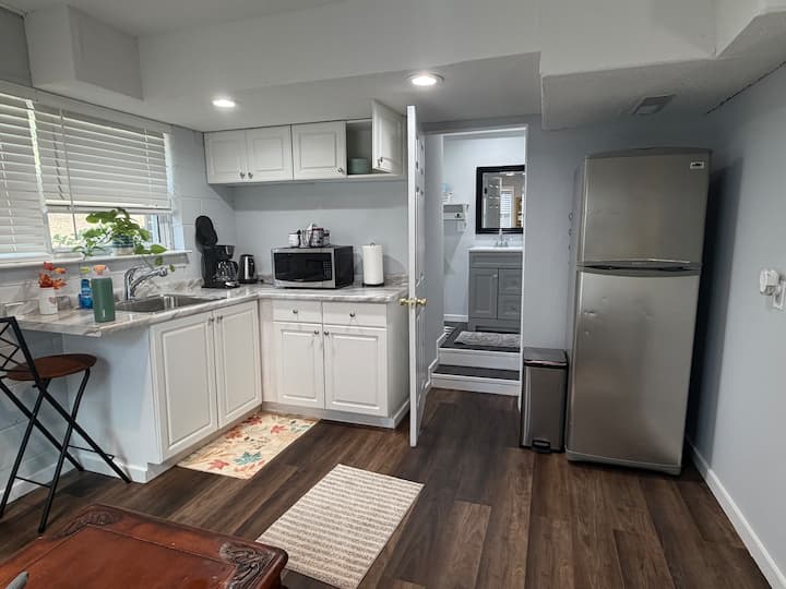 Cozy And Peaceful Private Basement Suite - Hoover, AL