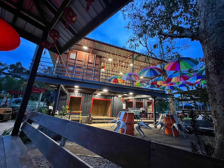 Litomas Triangle Homestay丰硕三角屋民宿 - Sibu