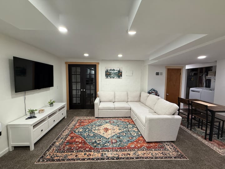 Sotano De Awesome - Shoreline, WA