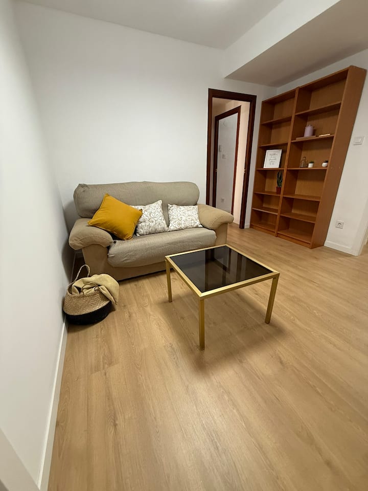 Zayn Estación - スペイン サラゴサ