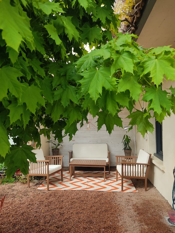Tranquille Rez-de-jardin - Mably